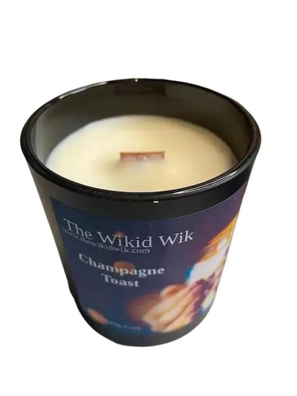 Champagne Toast - Scented Soy Candle (NEW)...A bright, bubbly blend th ...